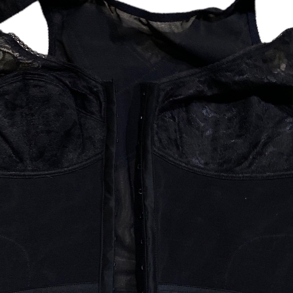 Carnival | Intimates & Sleepwear | Carnival Front Closure Posture ...